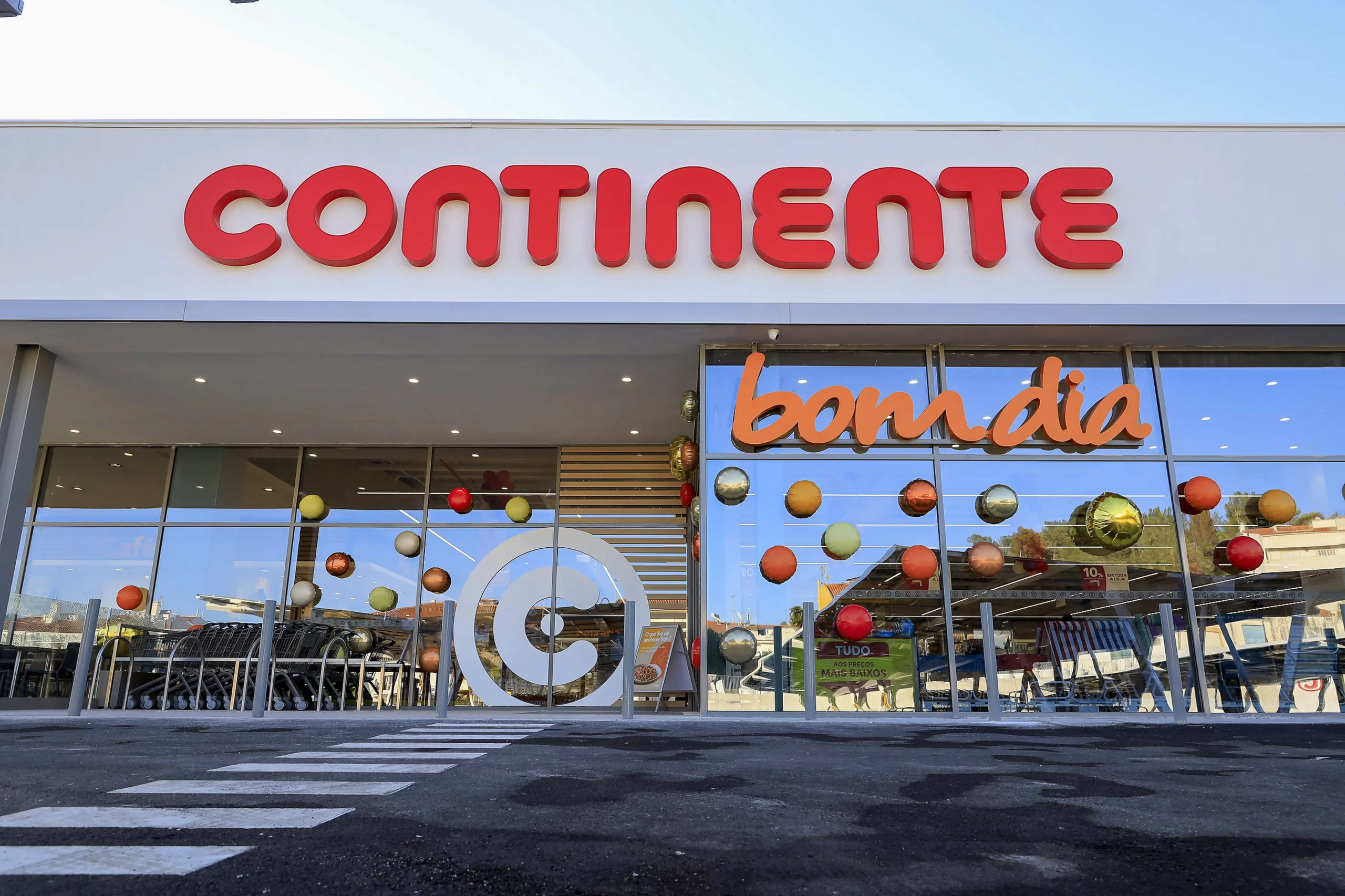 Continente reforça com nova loja no Algarve - Grande Consumo
